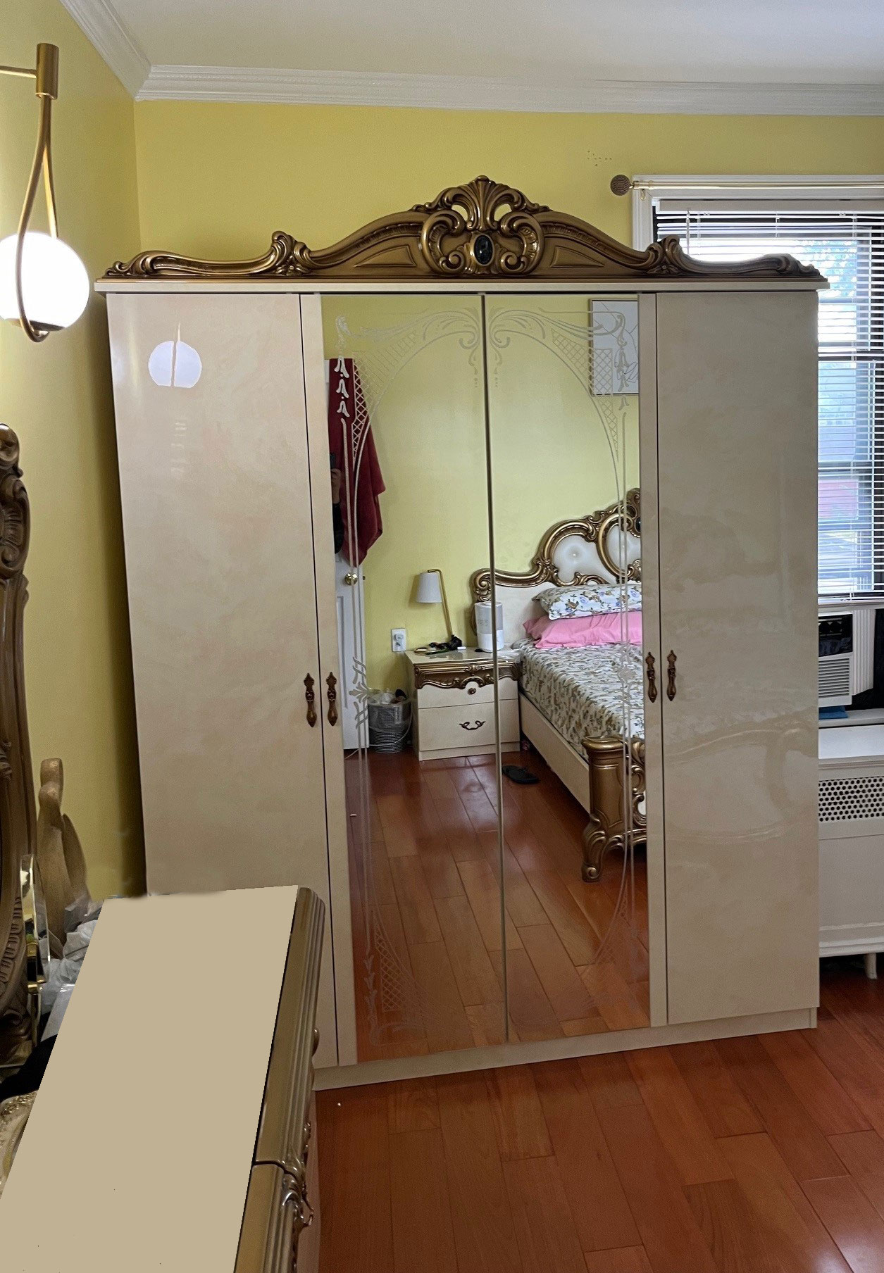 Barocco Ivory/Gold Bedroom at the customer's house